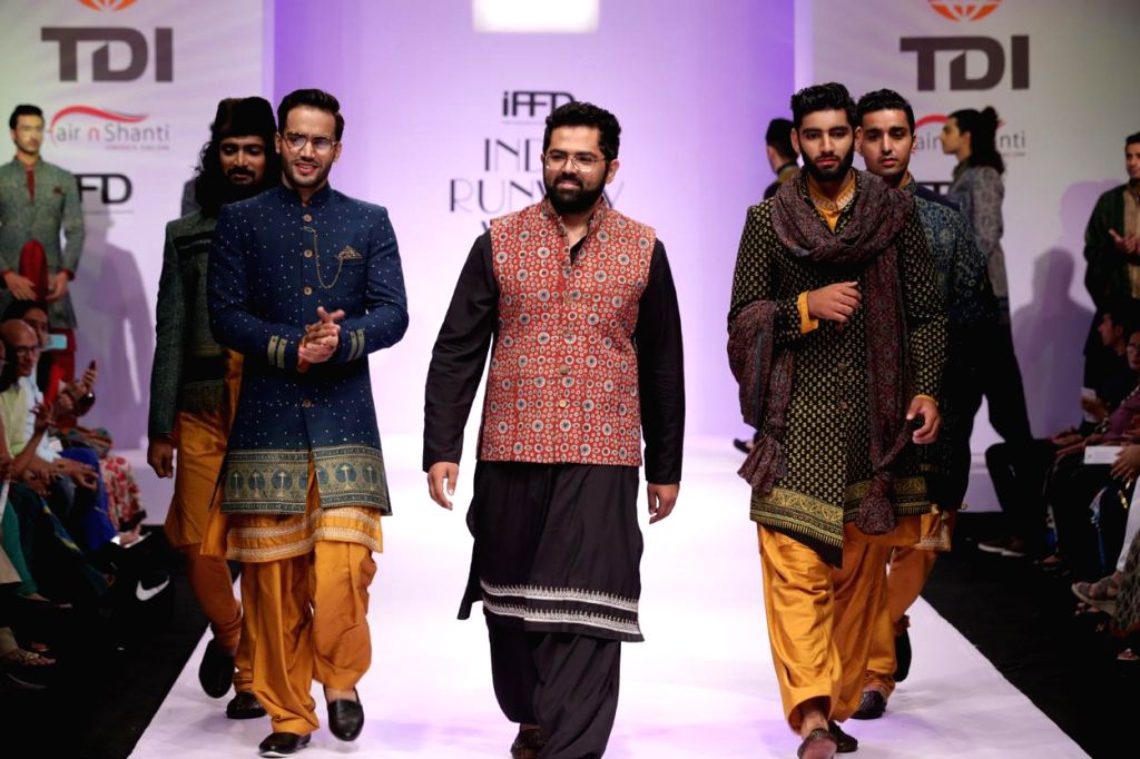 India Runway Fashion Week