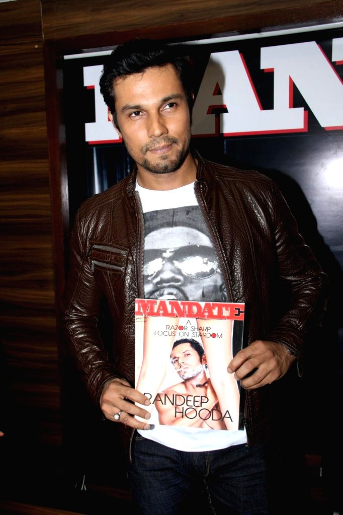 Randeep Hooda launches Mandate magazine's latest issue