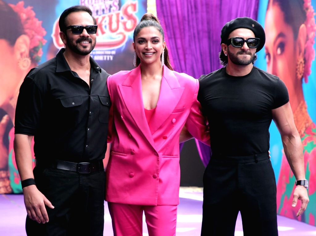 Deepika lets out her competitive streak, tells Ranveer: 'I got to work ...
