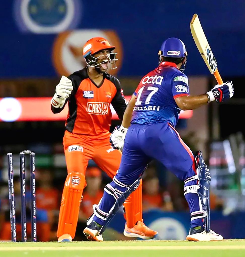 Mumbai : DC captain Rishabh Pant bowled by Shreyas Gopal during the ...