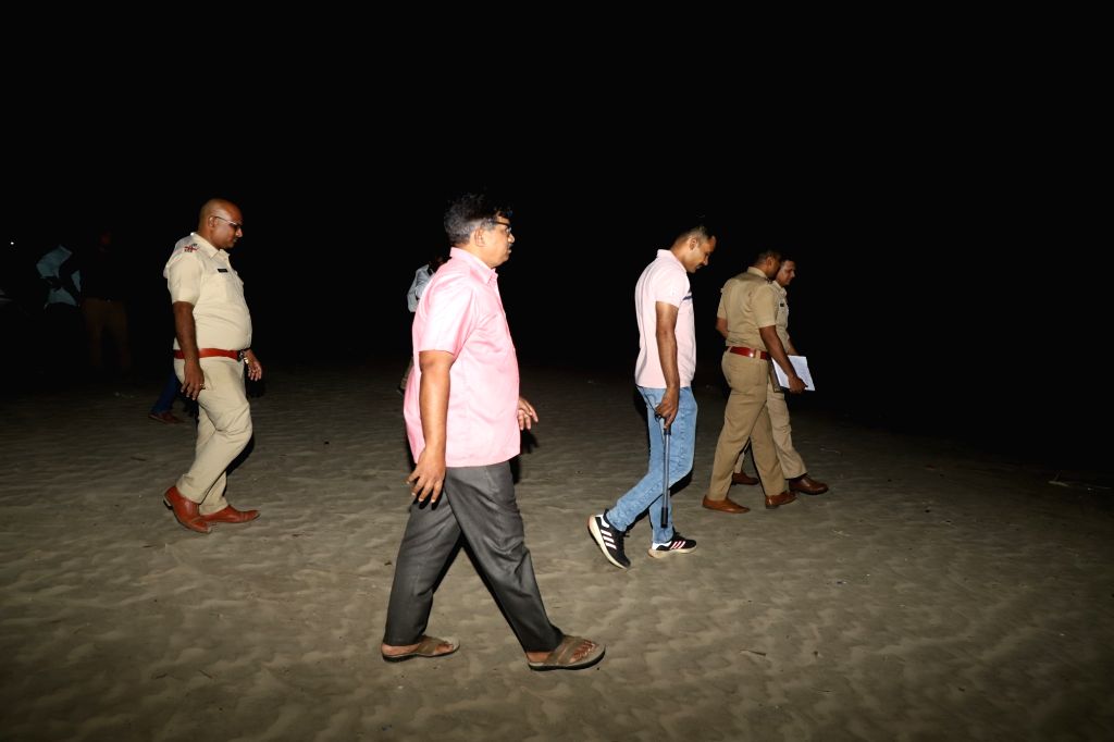 4 minor boys drown off Mumbai's Juhu; 1 rescued(2nd Ld)