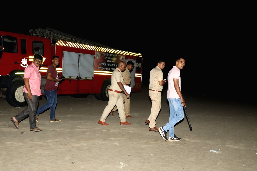 4 minor boys drown off Mumbai's Juhu; 1 rescued(2nd Ld)