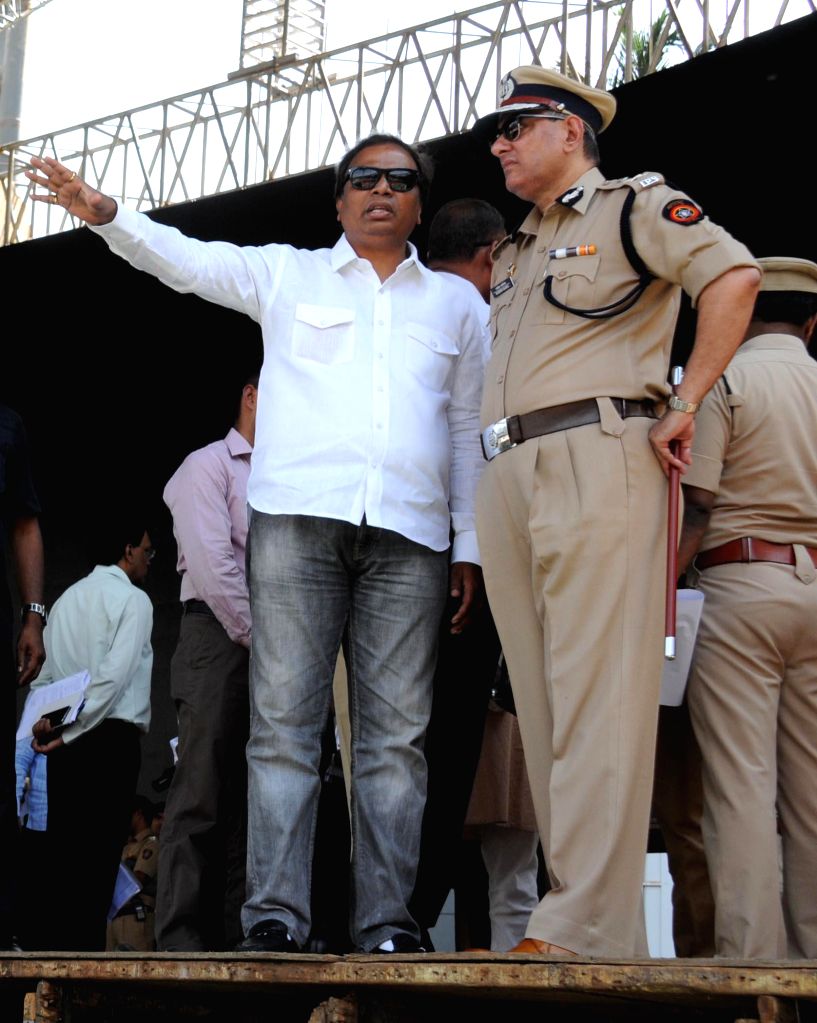 Inspection for the swearing-in ceremony of Maharashtra CM