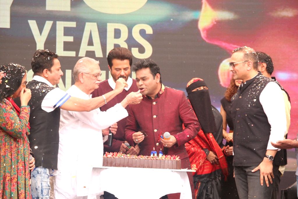 Tune overpowers the lyrics: Gulzar