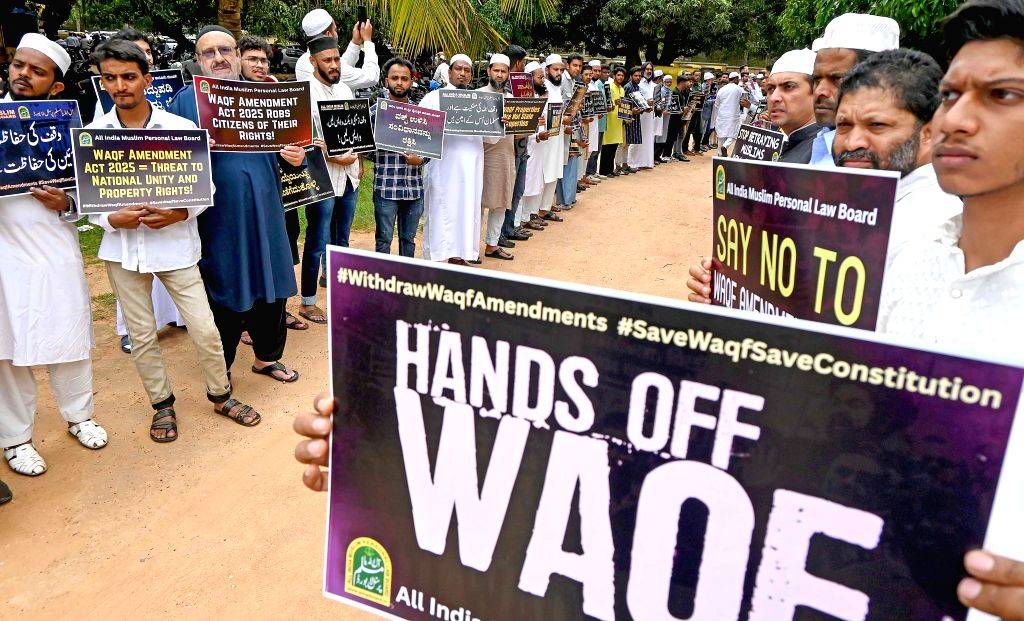 Muslim Community Protest Against Waqf Amendment