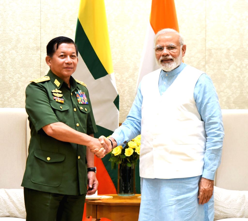 Myanmar's Snr-Gen Min Aung Hlaing meets Modi