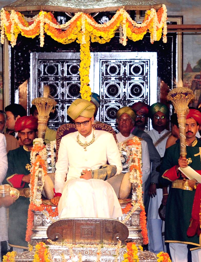 Yaduveer Krishnadatta Chamaraja Wadiyar seated on the 'silver throne'