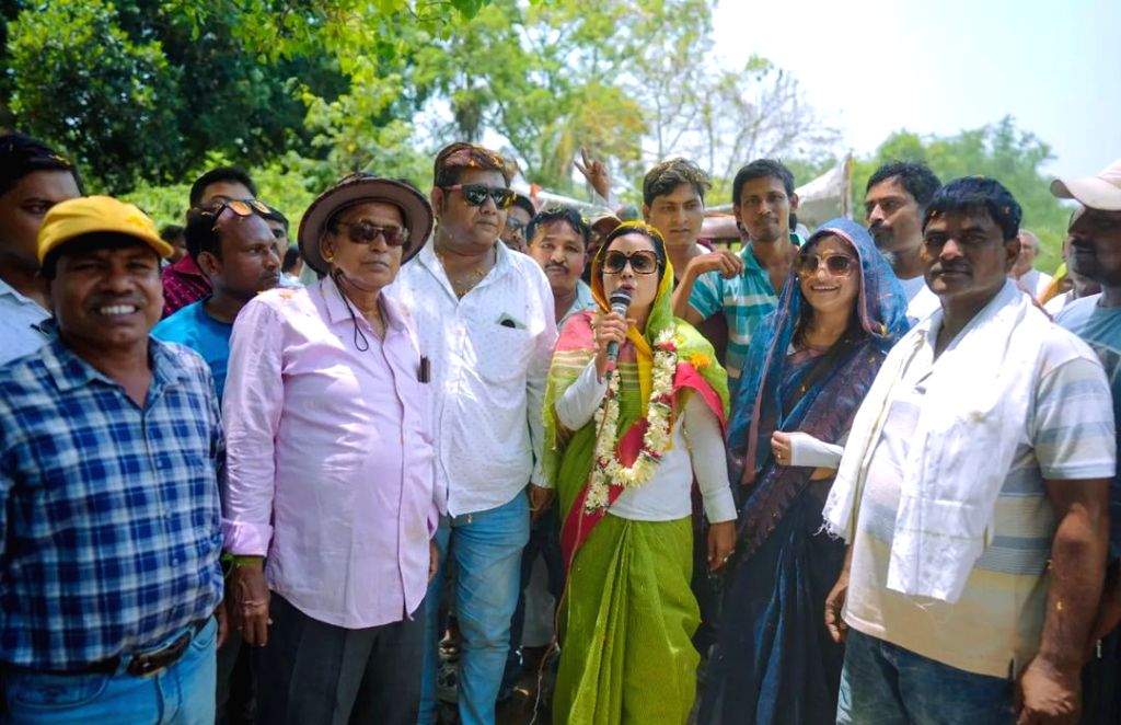 Nadia : TMC Candidate from Mahua Moitra campaigns for Lok Sabha election