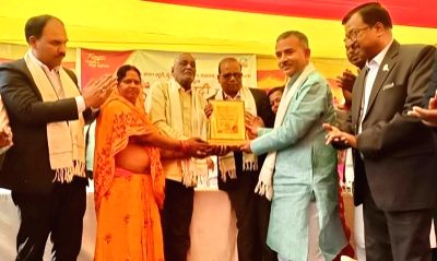 Nalanda's 'Bawan Buti' saree maestro Kapil Dev speaks up for weavers