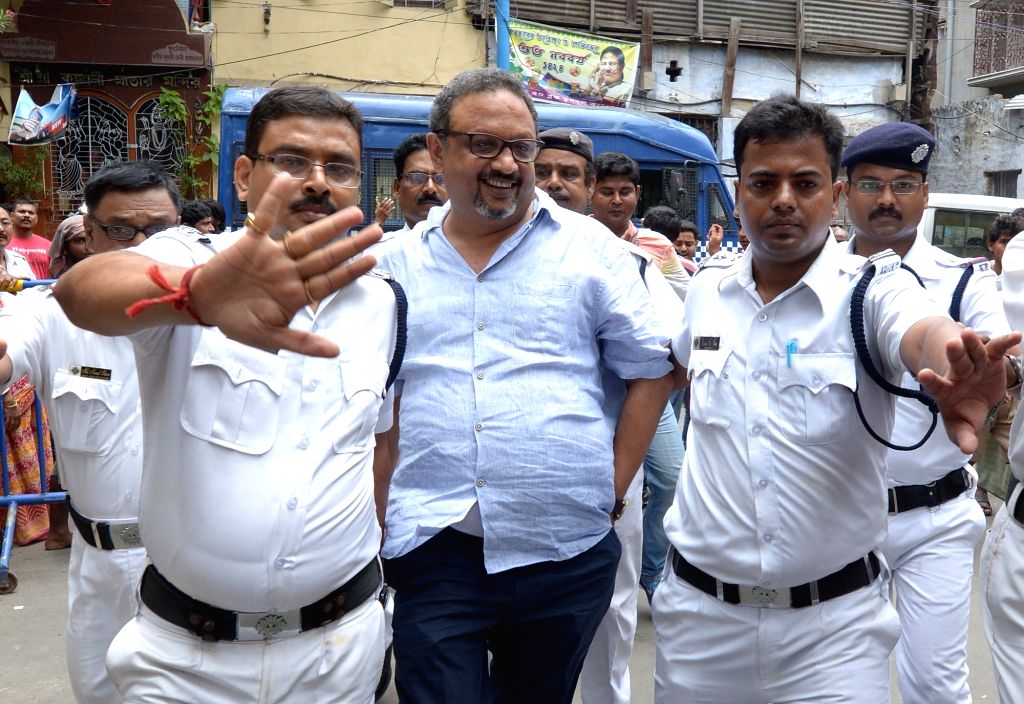 Kolkata Police questions Narada CEO for second day running