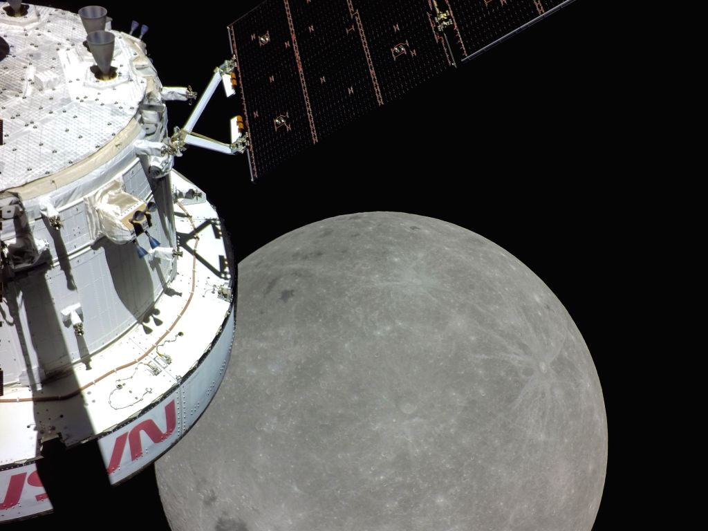 NASA Orion spacecraft makes closest flyby of Moon at 130 kms distance