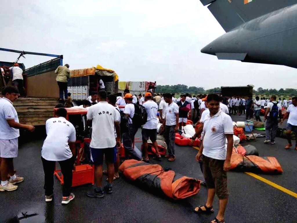 NDRF team reaches flood hi Bihar