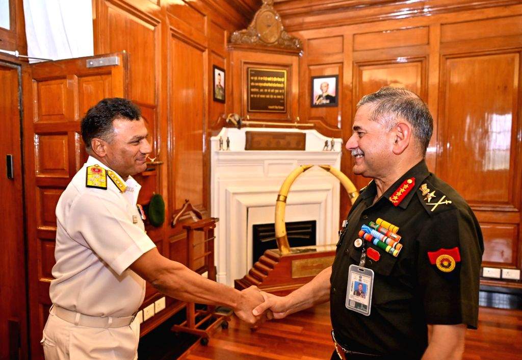 Navy Chief Calls on Army Chief