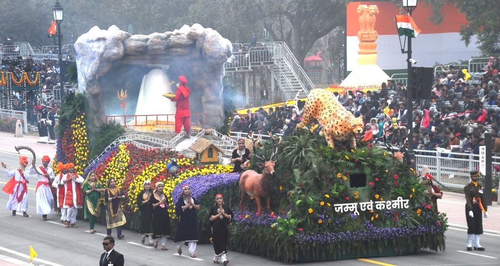 New Delhi:A tableau of Jammu and Kashmir drives through Kartavya Path.