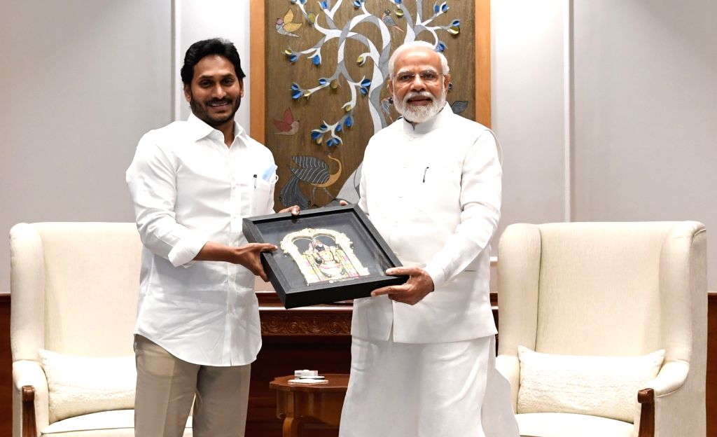 New Delhi :Andhra Pradesh CM Jagan Mohan Reddy met Prime Minister ...