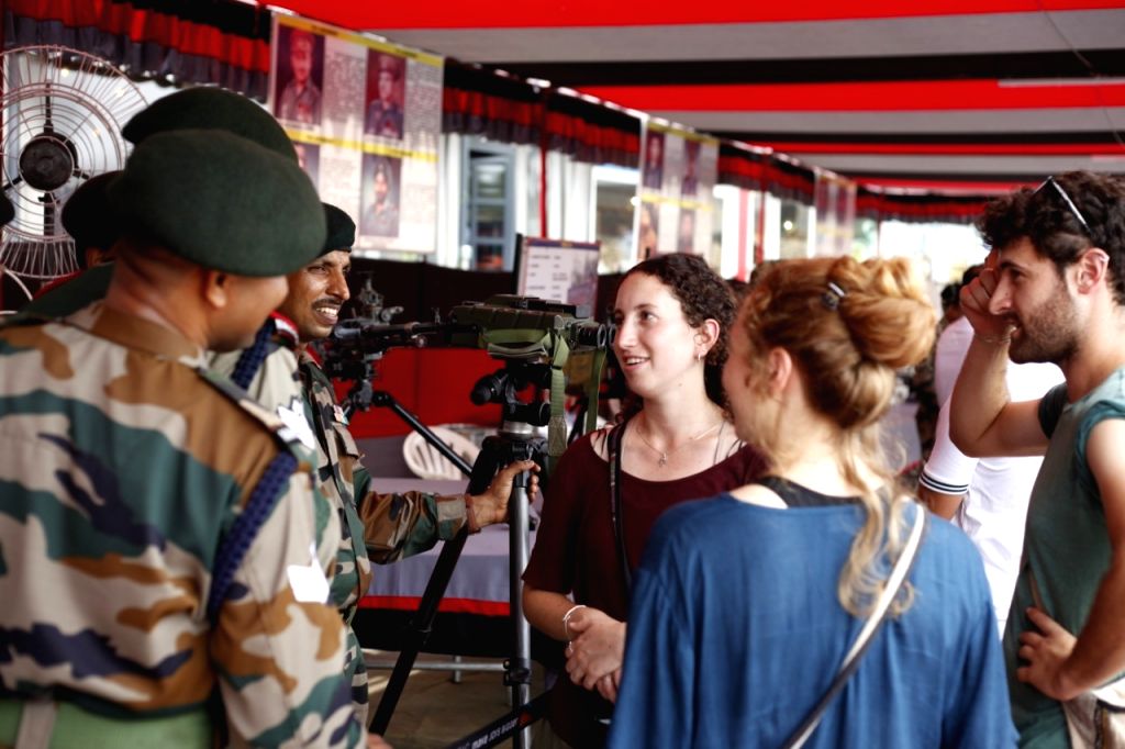 Army showcases its prowess at exhibition in Delhi