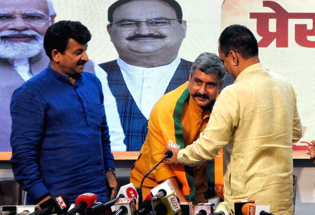 New Delhi : BSP leader Vinod Jayesh joins Bharatiya Janata Party