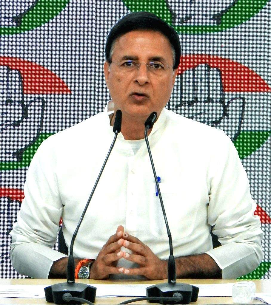 New Delhi : Congress leader Randeep Surjewala addresses a press ...
