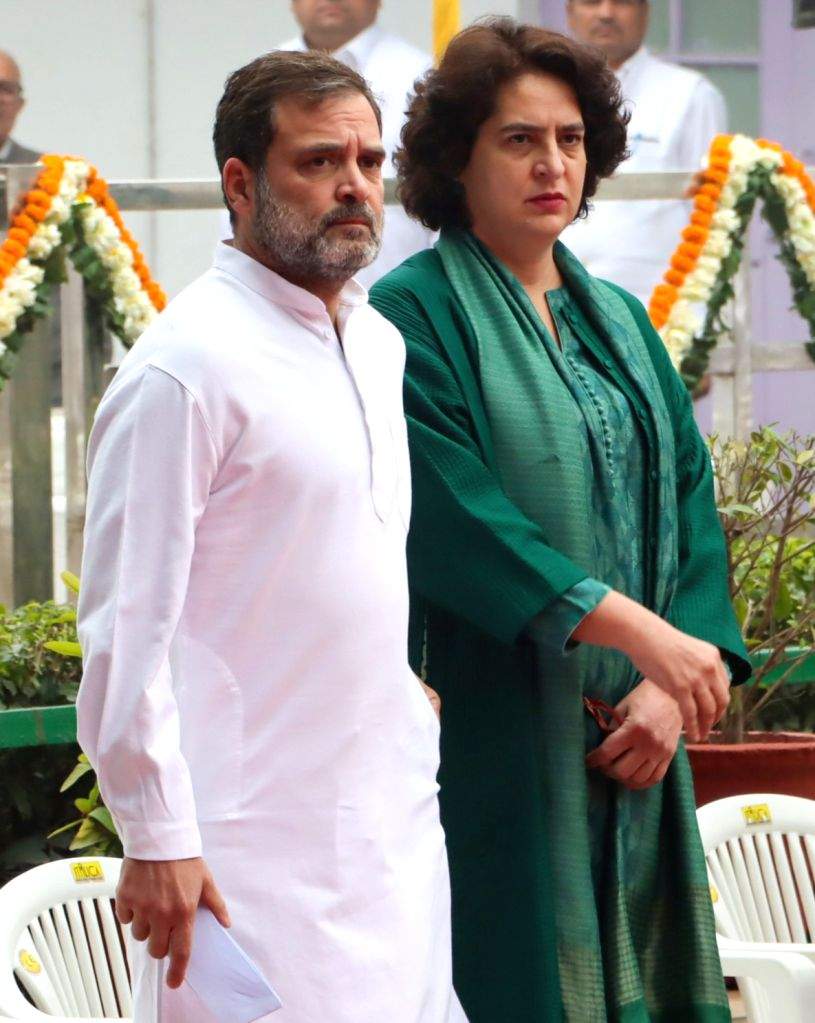 New Delhi : Congress leaders attend the Flag hoisting ceremony on the ...