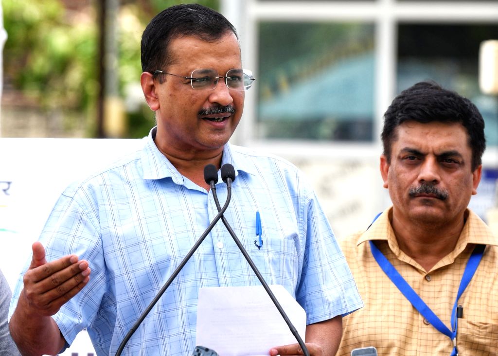 New Delhi : Delhi Chief Minister Arvind kejriwal addressing during his ...
