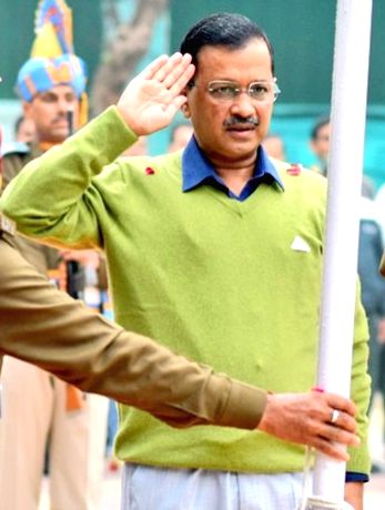 New Delhi : Delhi CM Arvind Kejriwal unfurl the National Flag on the ...