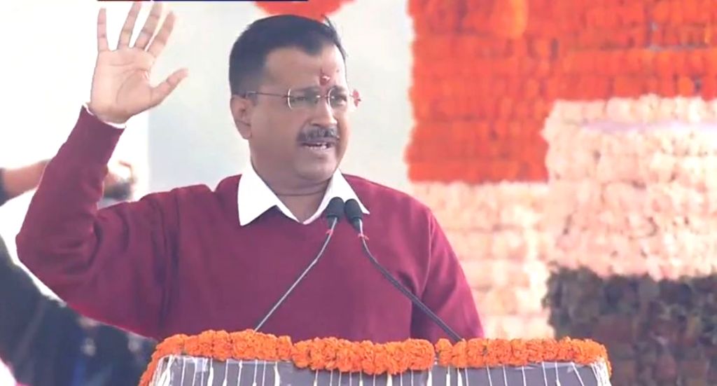 Arvind Kejriwal takes oath as Delhi CM