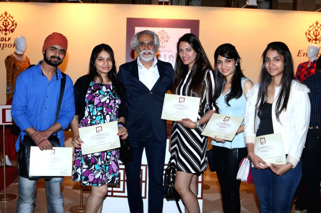 DLF Emporio Design Awards 2015