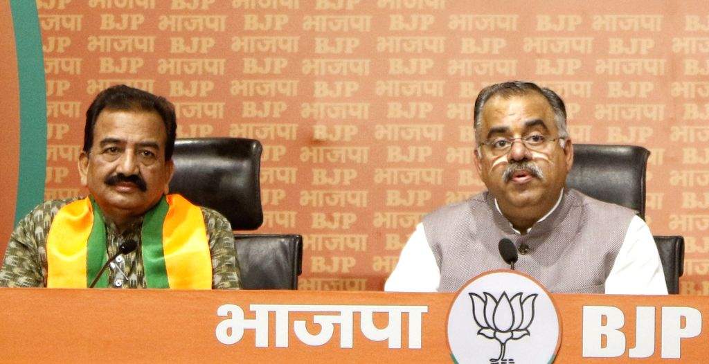 Former BJD MP Prabhas Kumar joins BJP in the presence of BJP National ...