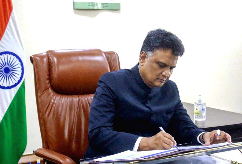 New Delhi : K Sanjay Murthy assumes office as the Comptroller and ...