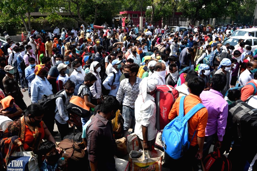 Migrants called for medical screening accuses officials of mismanagement