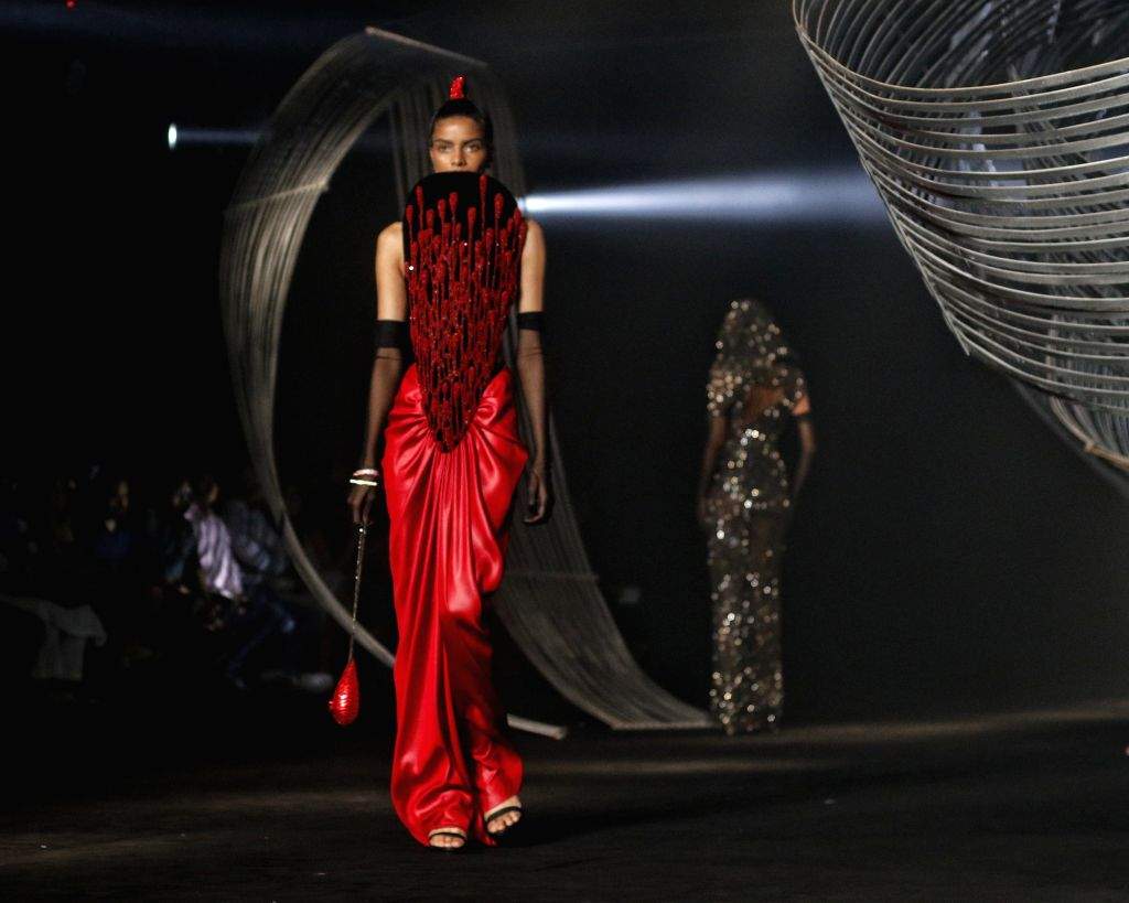 New Delhi : Models present the creation by designer Amit Aggarwal ...