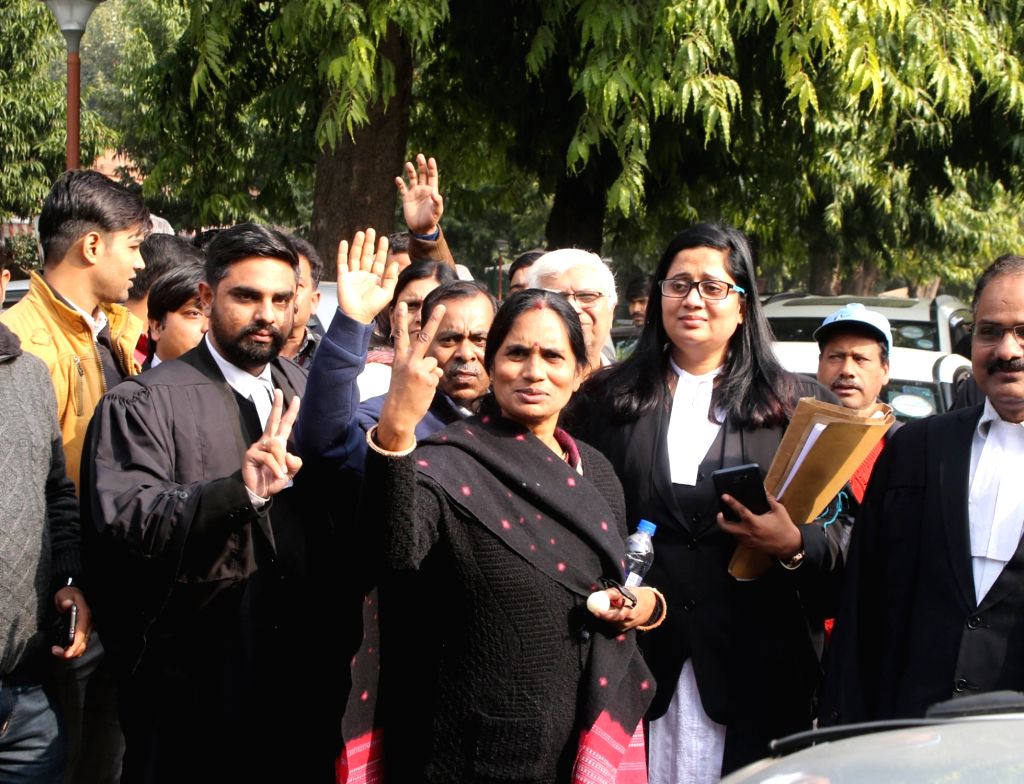 SC seeks comprehensive report on status of rape cases