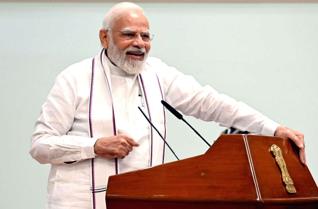 New Delhi : Prime Minister Narendra Modi interacting with the Indian ...