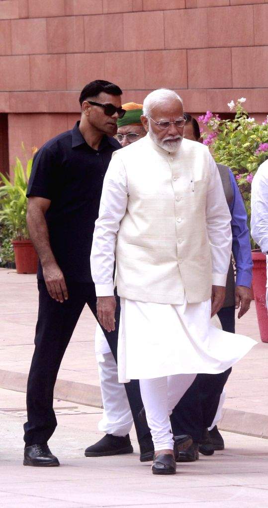 New Delhi:Prime Minister Narendra Modi arrive to addresses media before ...
