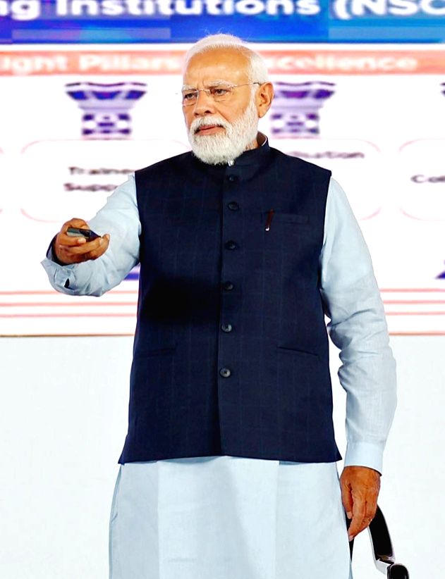 Responsibility of govt servants to increase people's faith in system: PM