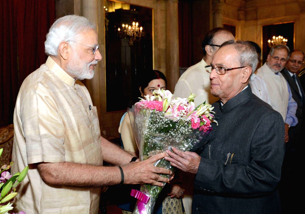 Modi meets President Mukherjee