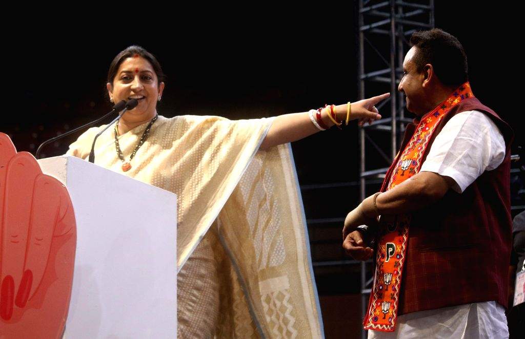 New Delhi : Union Minister Smriti Irani attends the 'Lakhpati Didi ...