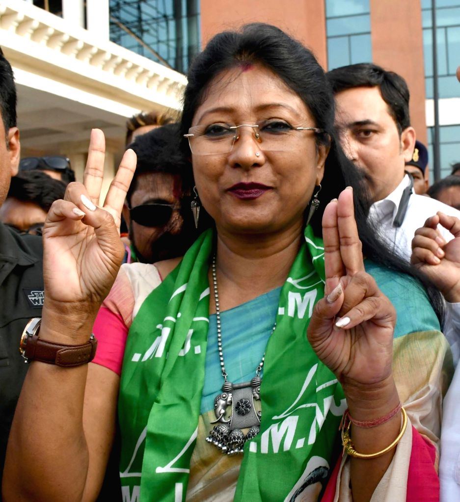 Newly elected Rajya Sabha MP Mahua Majhi being welcomed by JMM party ...