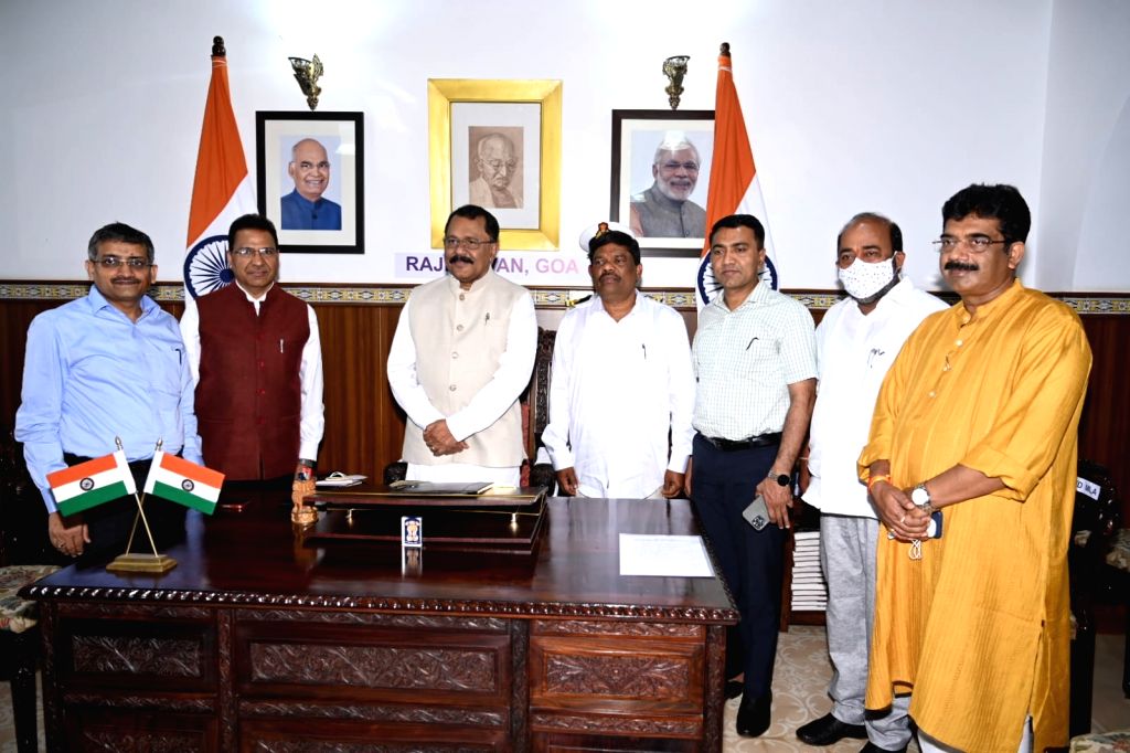 Newly elected Sanvordem MLA-elect Ganesh Gaonkar takes oath as pro-tem ...