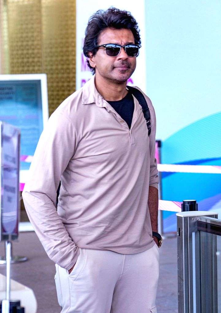 Nikhil Dwivedi Spotted at Airport
