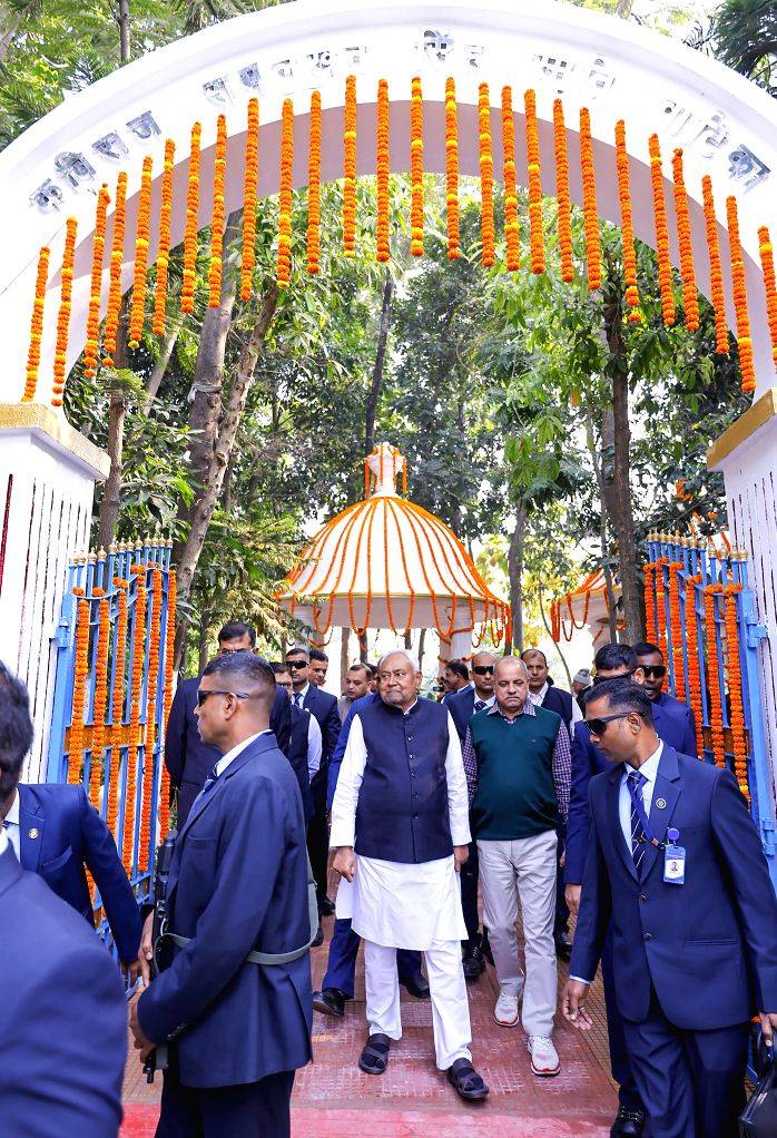 Nitish Kumar Pays Tribute to Father in Bihar