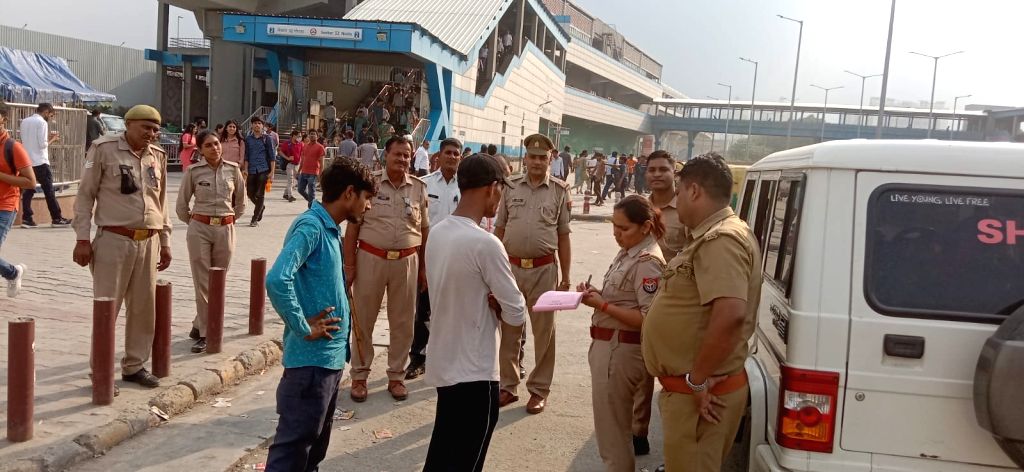 Free Photo: noida police anti romeo campaign, 66 people with warning ...