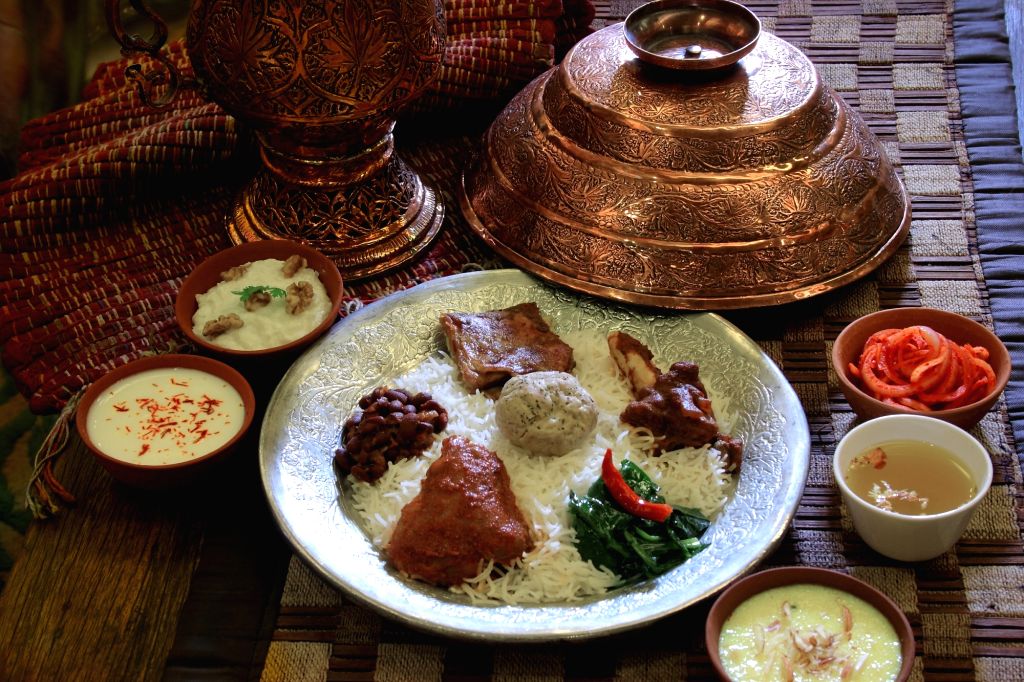 Free Photos: Kolahoiâ s grandeur, â lazizâ Wazwan at The Manor (Foodie ...