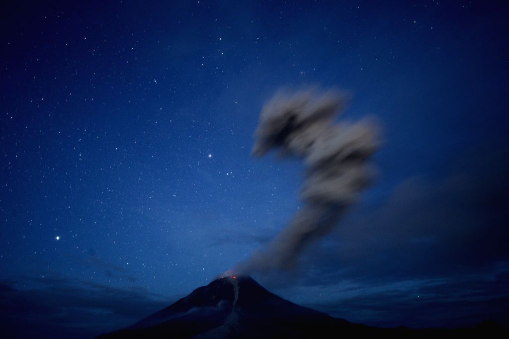 INDONESIA-NORTH SUMATERA-VOLCANO-MOUNT SINABUNG