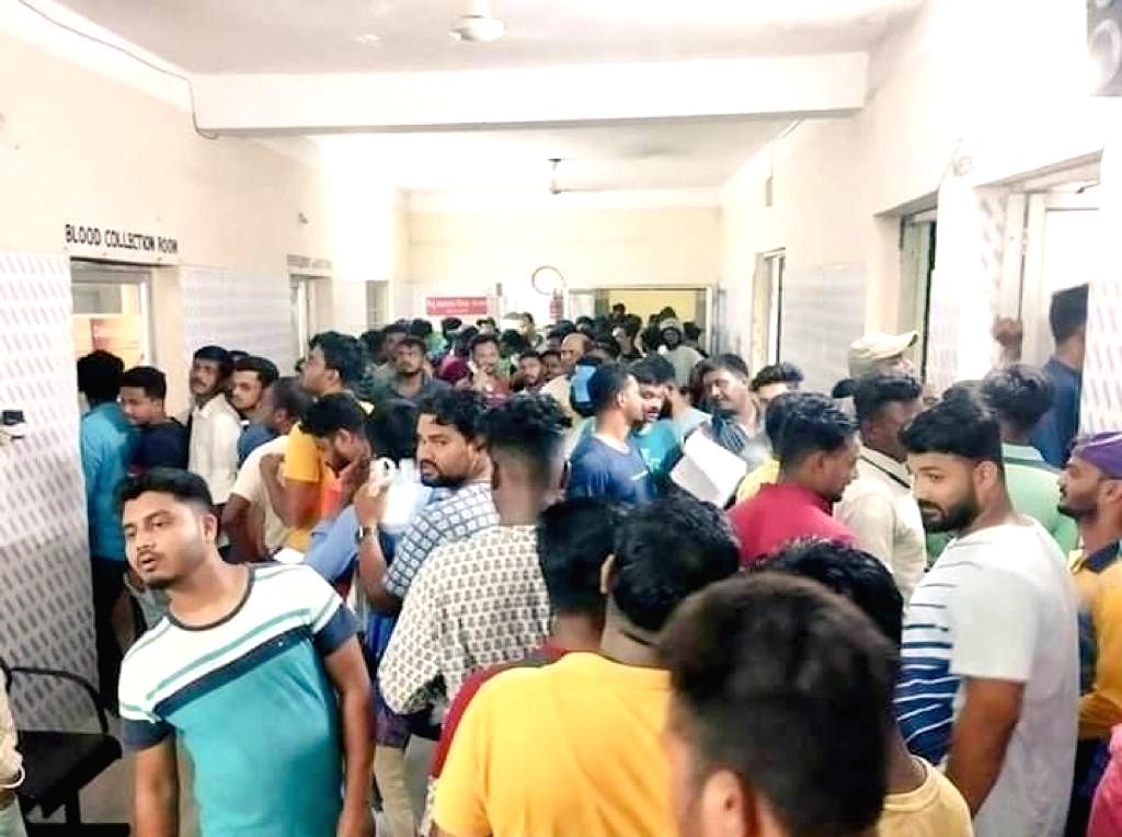 Odisha train tragedy: Local youths line up in hospitals to donate blood