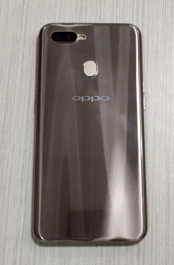 OPPO A7