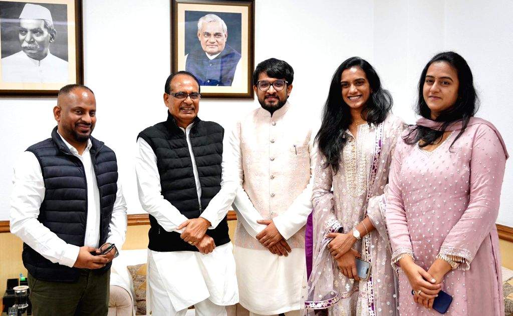 P.V. Sindhu and Venkata Datta Sai meet Union Minister Shivraj Singh Chouhan