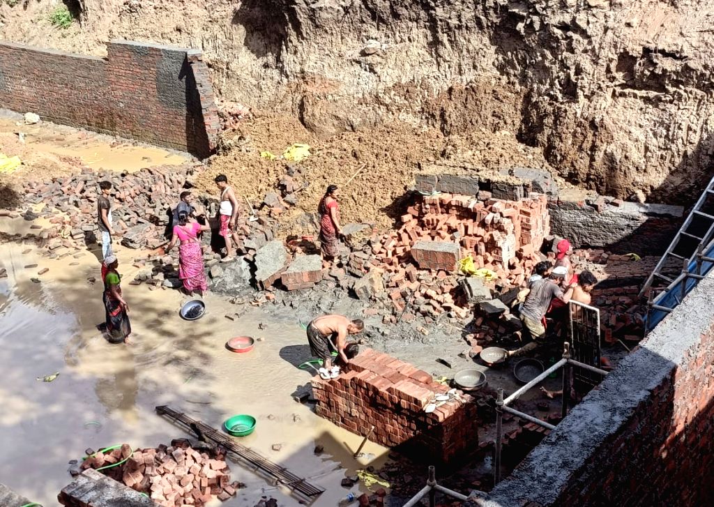 3 women killed, 1 injured in Palghar wall crash