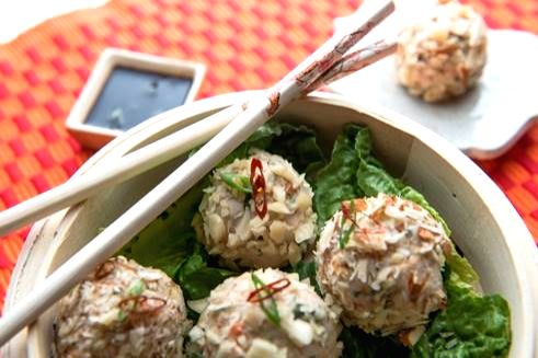 File Photos: Pamper your dad with delectable self-made food on Father's Day