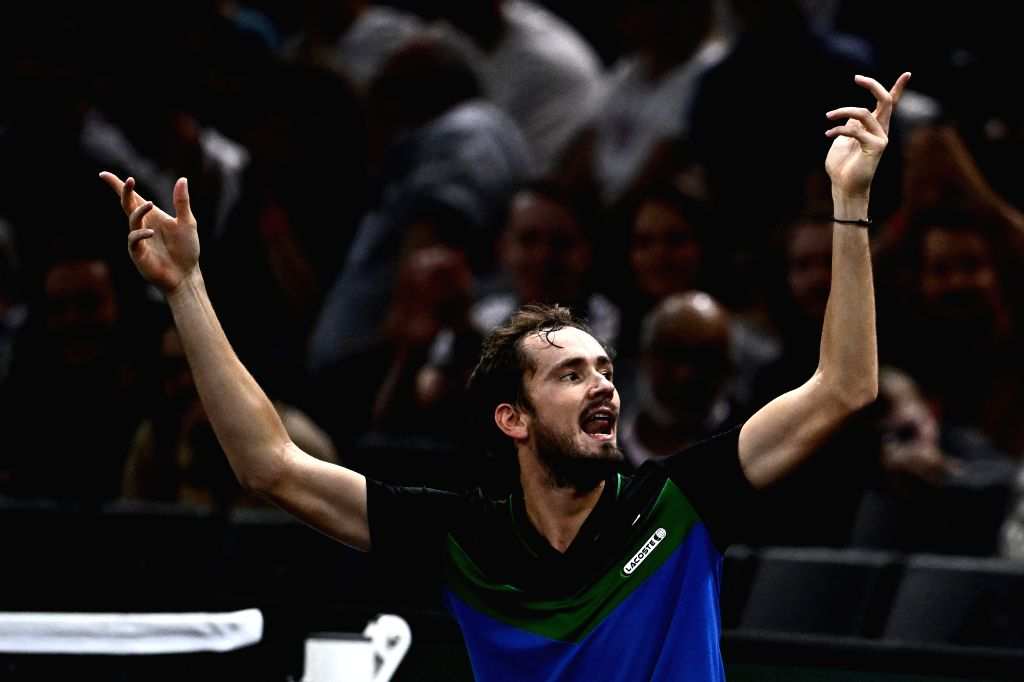 Paris Masters: Medvedev denies making 'middle finger gesture' towards ...